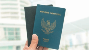 Sudah Tahu? Ini Perbedaan SPLP dan Paspor untuk WNI Darurat yang Sering ...